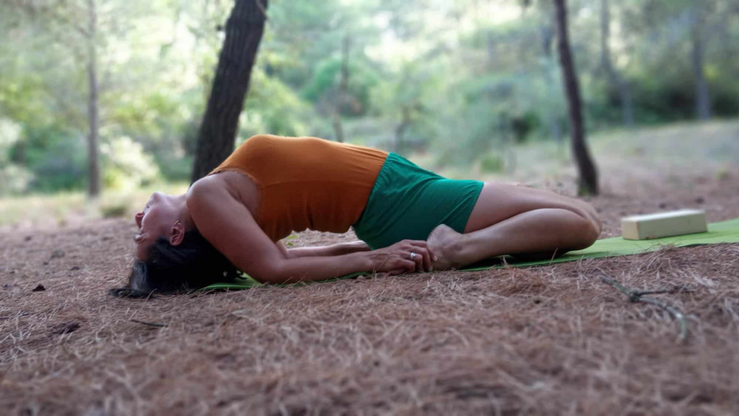 Pozice hrdiny: Jak ji praktikovat správně - Zdraví&Ty